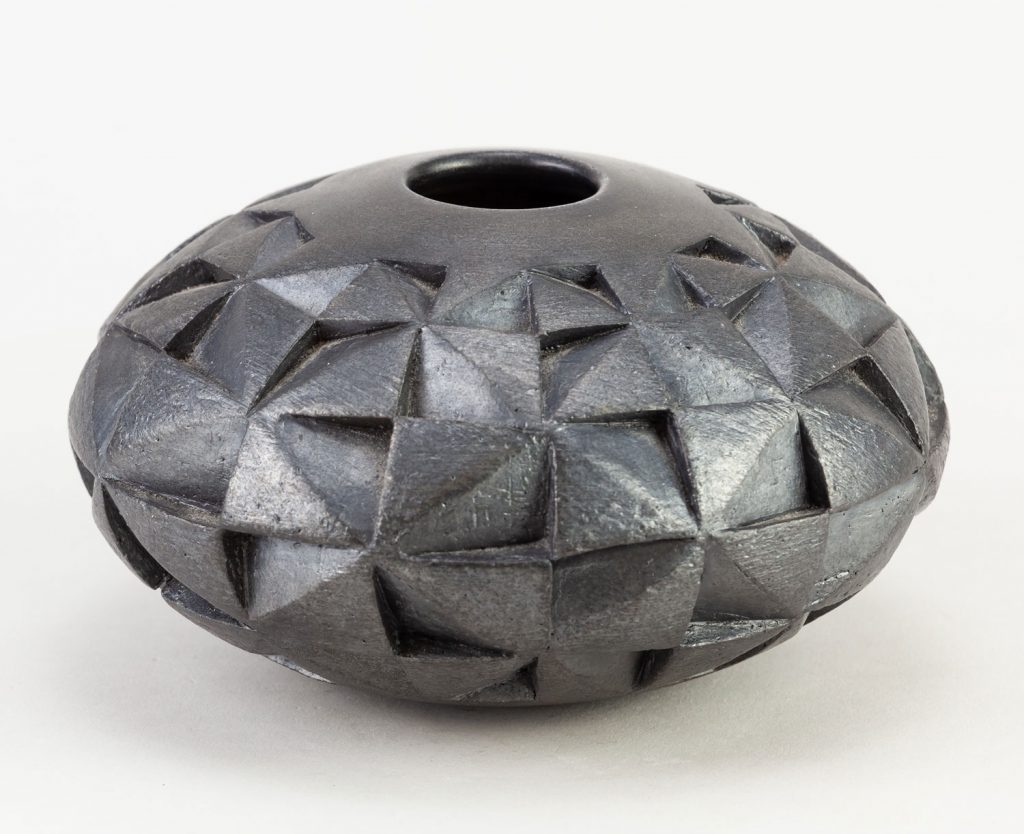 Ashraf Hanna - Deep Carved Pot